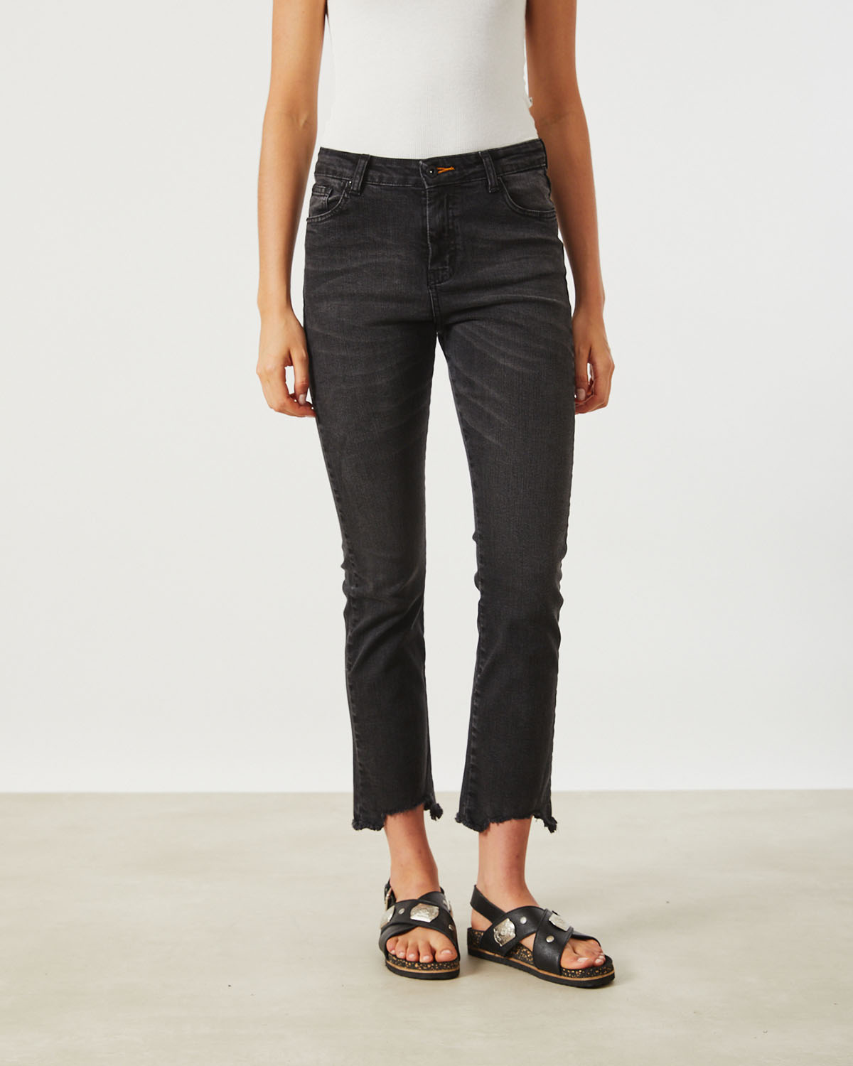 JEAN ROBBIE TAYLOR HIGH USED BLACK | Wanama